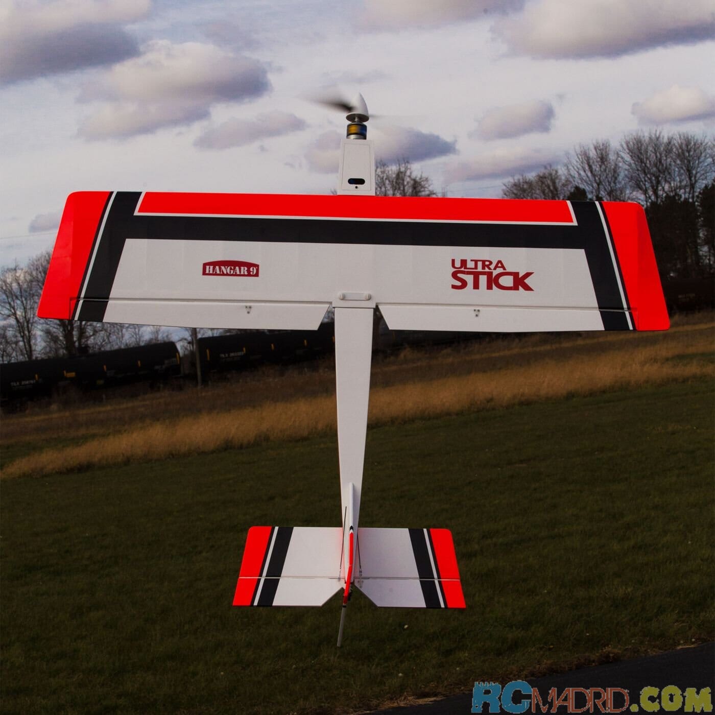 Hangar 9 Ultra Stick 10cc ARF 60"